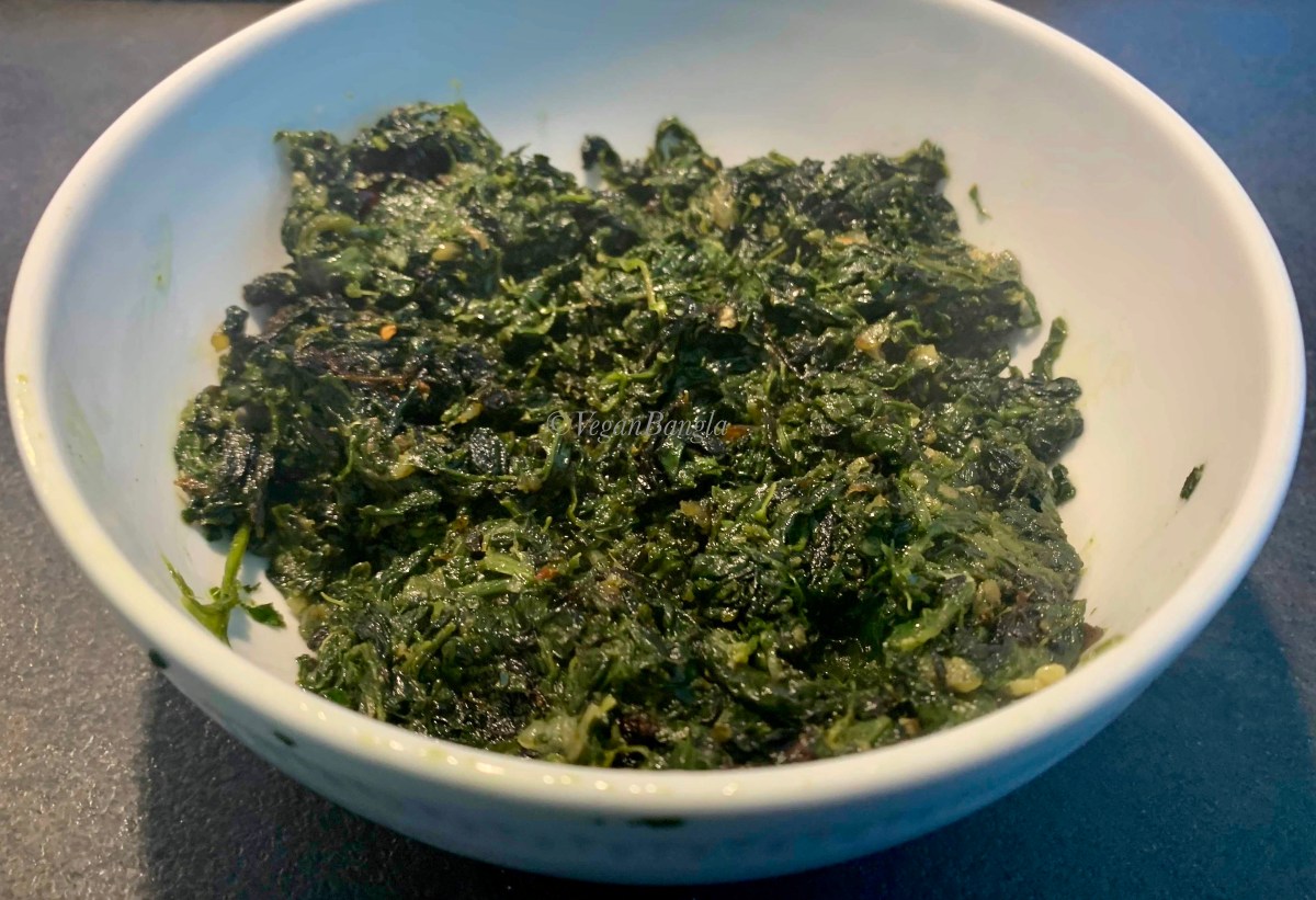 Spinach in Bangla Way – Palong Shak (পালং শাক) – Vegan Bangla